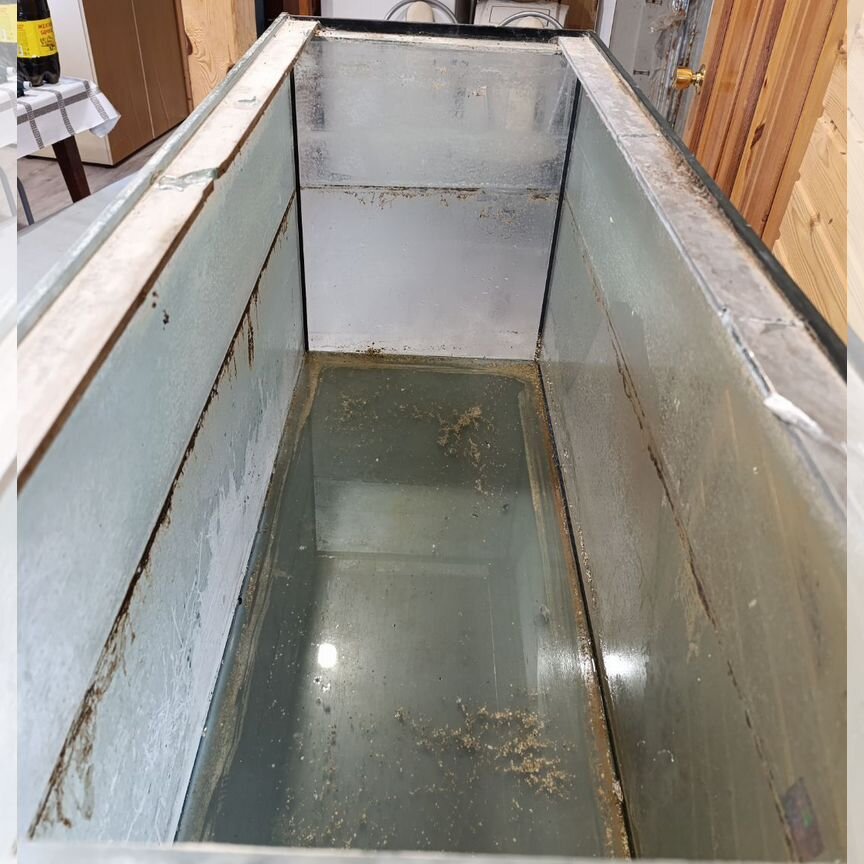 Аквариум 300 литров под ремонт или террариум