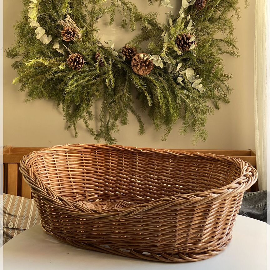 Лежанка для собаки/кошки корзина