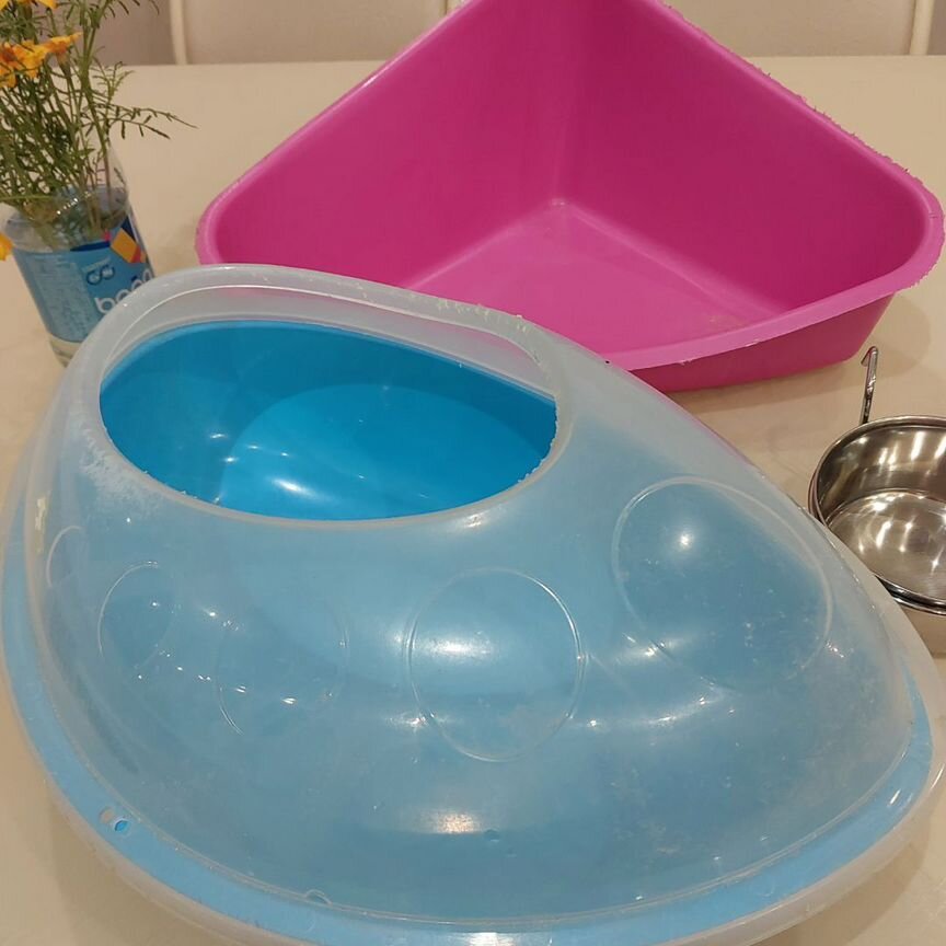 Купалка для шиншилл + туалет и кормушки