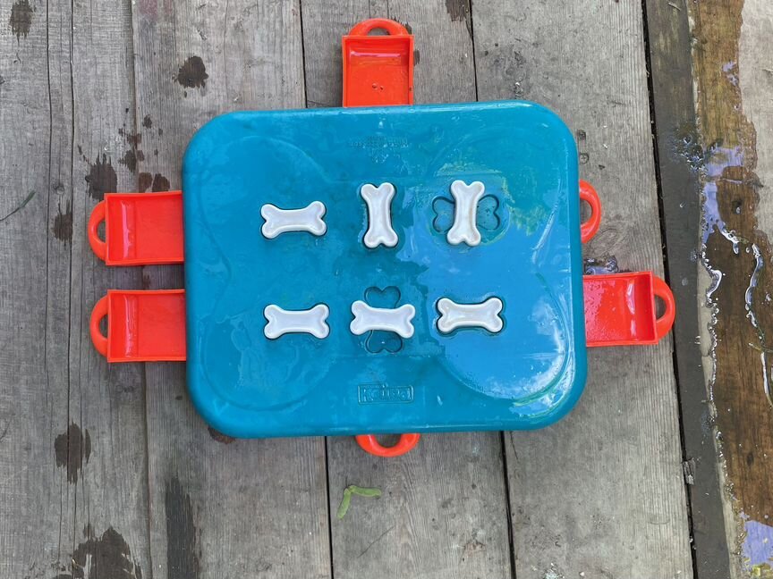 Nina Ottosson Игра-головоломка для собак Casino 3