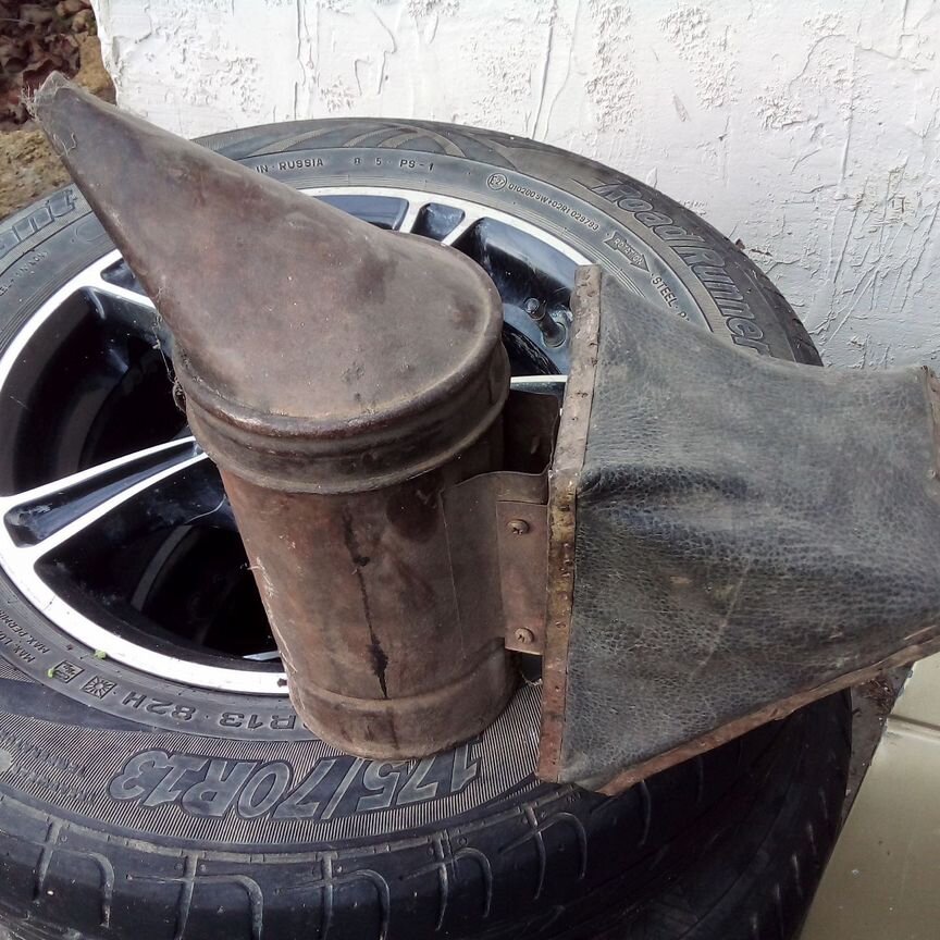 Дымарь для пчел