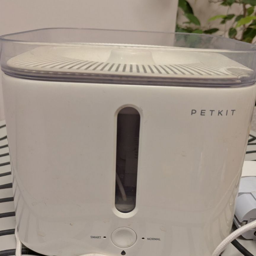 Фонтанчик для животных Petkit